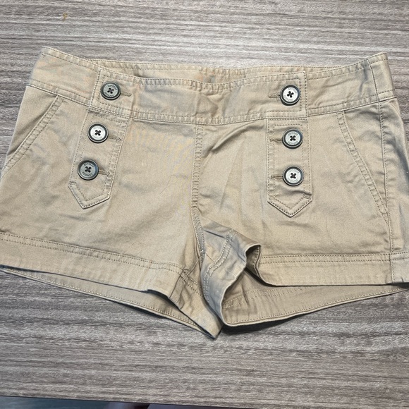 Express | Shorts | Express Midrise Button Shorts | Poshmark